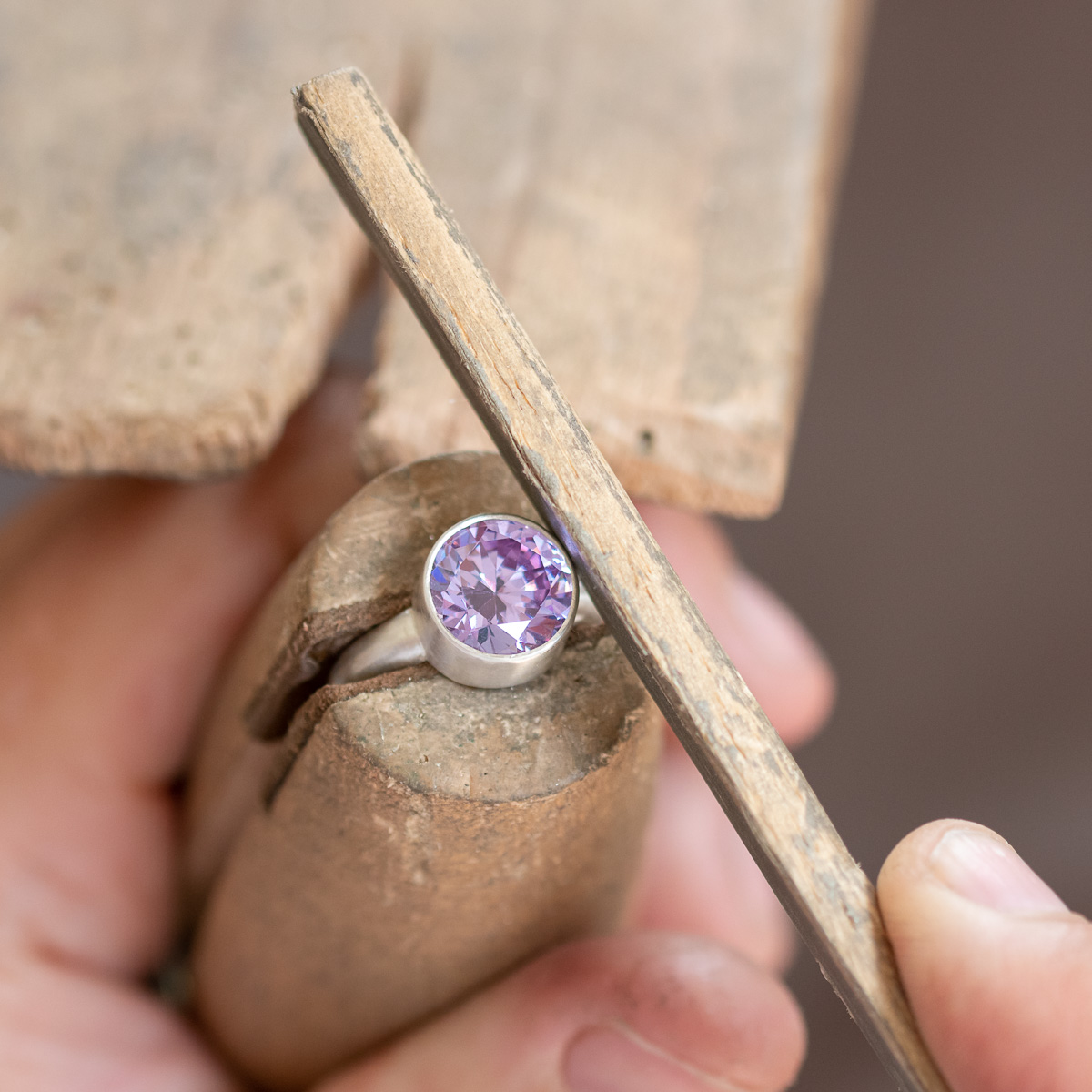 Round Rub Over Faceted Setting Workshop | Kingham Jewellery School