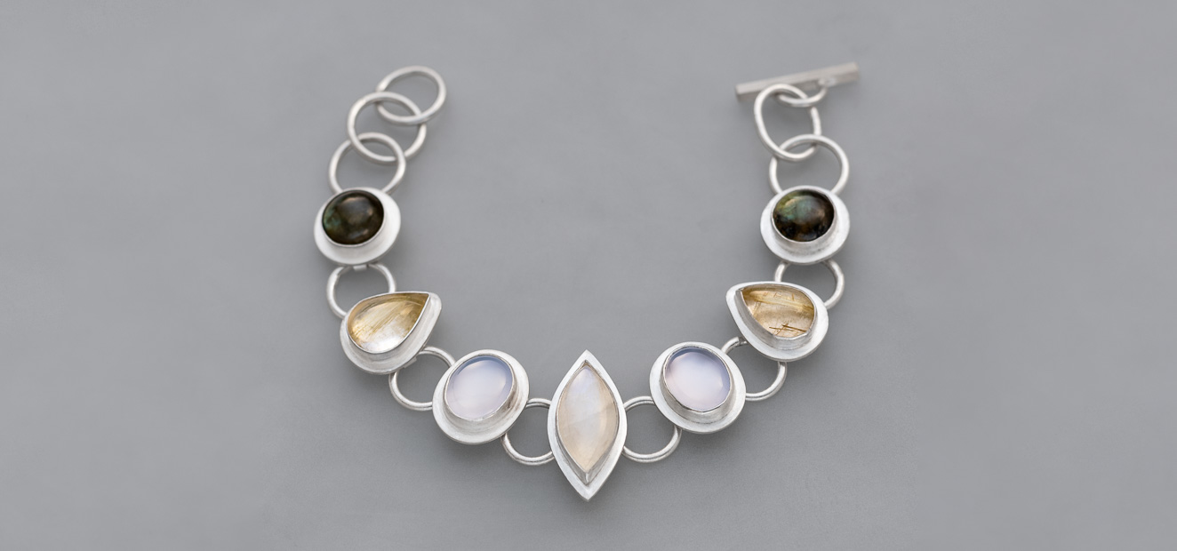 Round Faceted Stone Settings Course - Kingham Jewellery School
